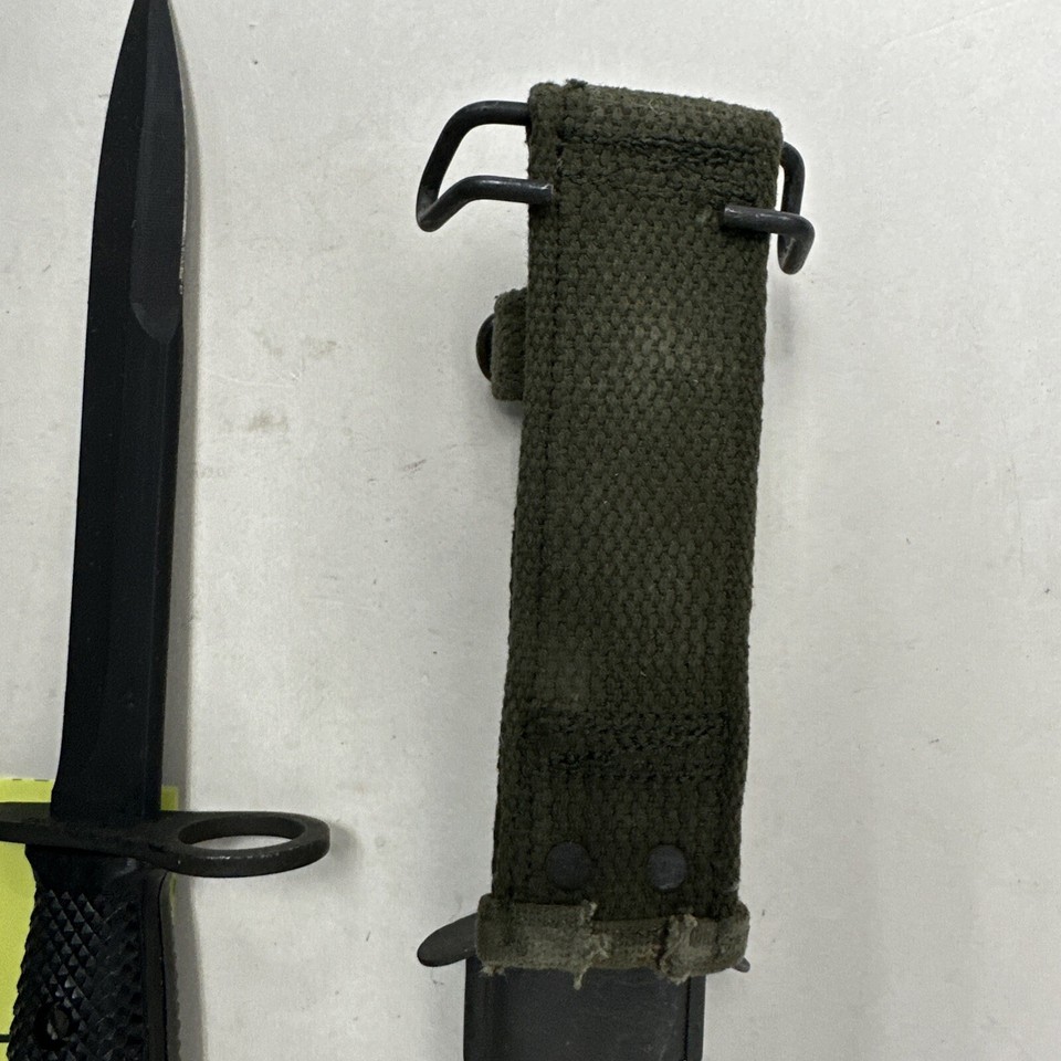 Genuine Military Issue Vietnam War US Army GI M7 M8A1 PWH Co Scabbard ...