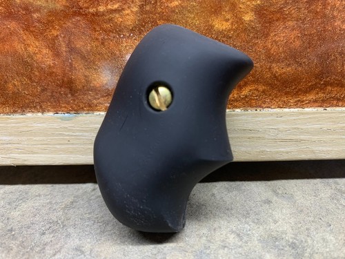 SMOOTH NAA 22 LONG RIFLE EXTENDED GRIP, NORTH AMERICAN ARMS | eBay