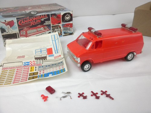 1981 MPC The Cannonball Run Emergency Van- near complete 1/25 Model Kit ...