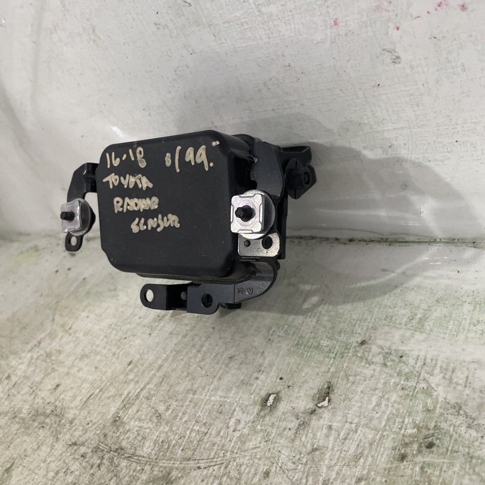 2016 2017 2018 2019 Toyota OEM Radar Cruise Control Distance Sensor ...