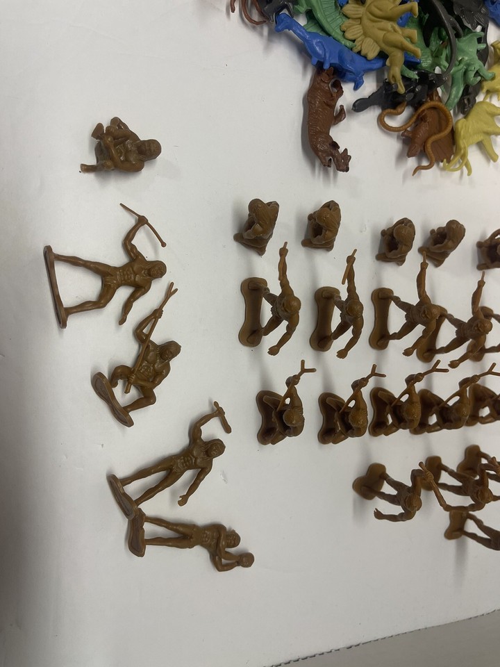 DFC Dinosaurs & Cavemen A Prehistoric Action Figures 1981 | eBay