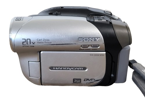 Sony HandyCam Digital DVD Camcorder DCR-DVD92 Carl Zeiss 20X Zoom ...