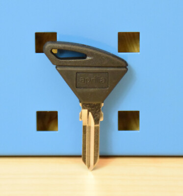 Original Aprilia Key Blank RS RS4 SX RX 50 125 MX RX SX RXV SXV 450 550 ...