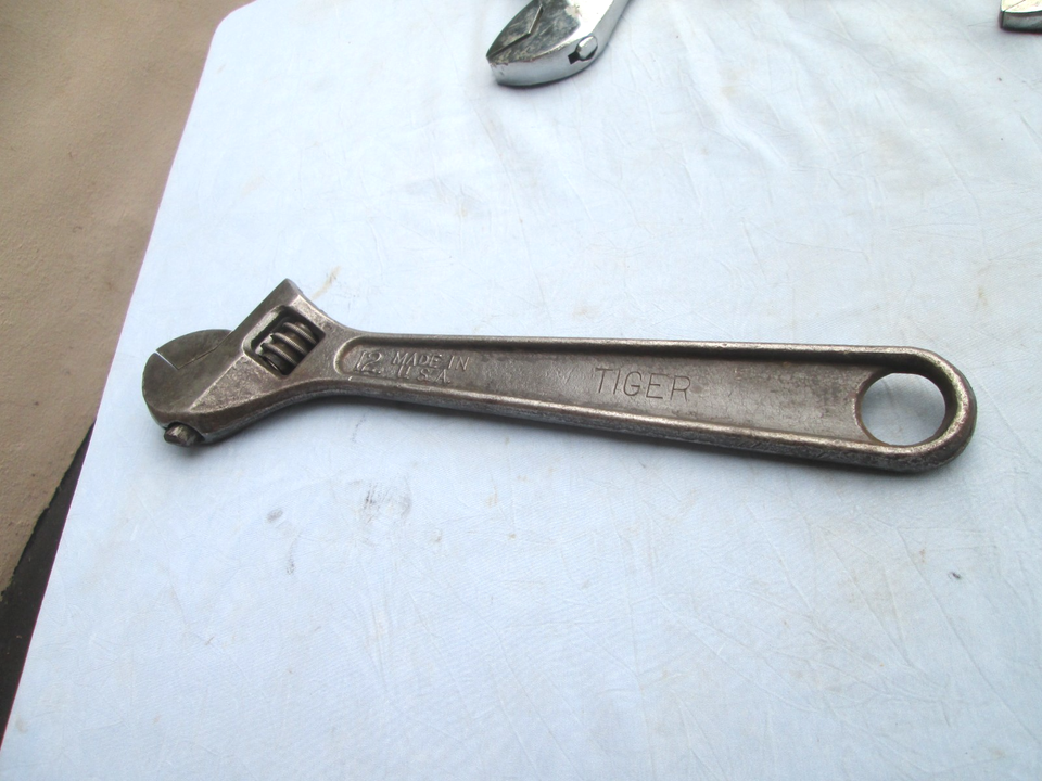 Vtg. LOT ADJ. WRENCHES Etc. Mechanics CRESCENT TIGER TOOLS PECK STOW ...