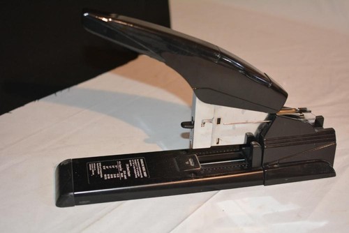 ACCO BRANDS SWINGLINE HEAVY DUTY 210 SHEET STAPLER MODEL 900XD | eBay