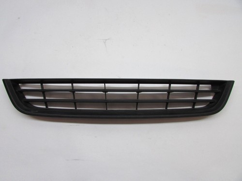 2010 VW CC LOWER FRONT GRILLE GRILL 3C8 853 677 OEM 09 10 11 12 | eBay