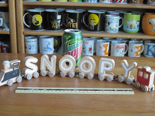 SNOOPY / PEANUTS WOODEN TRAIN 19" LONG X 3" TALL CUTE TOY | eBay