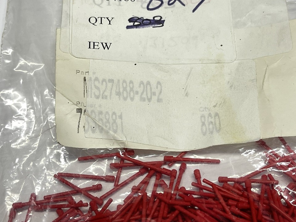 Bulk bag - 800 x Amphenol MS27488-20-2 Sealing Plug Type 2 Red 20AWG ...