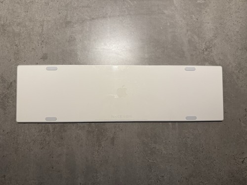 Apple Magic Keyboard with Numeric Keypad A1843 Wireless QWERTY ...