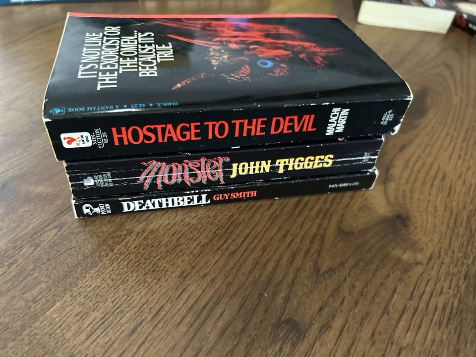 3 Horror PB Lot Deathbell, Monster, Hostage to the Devil by Smith ...