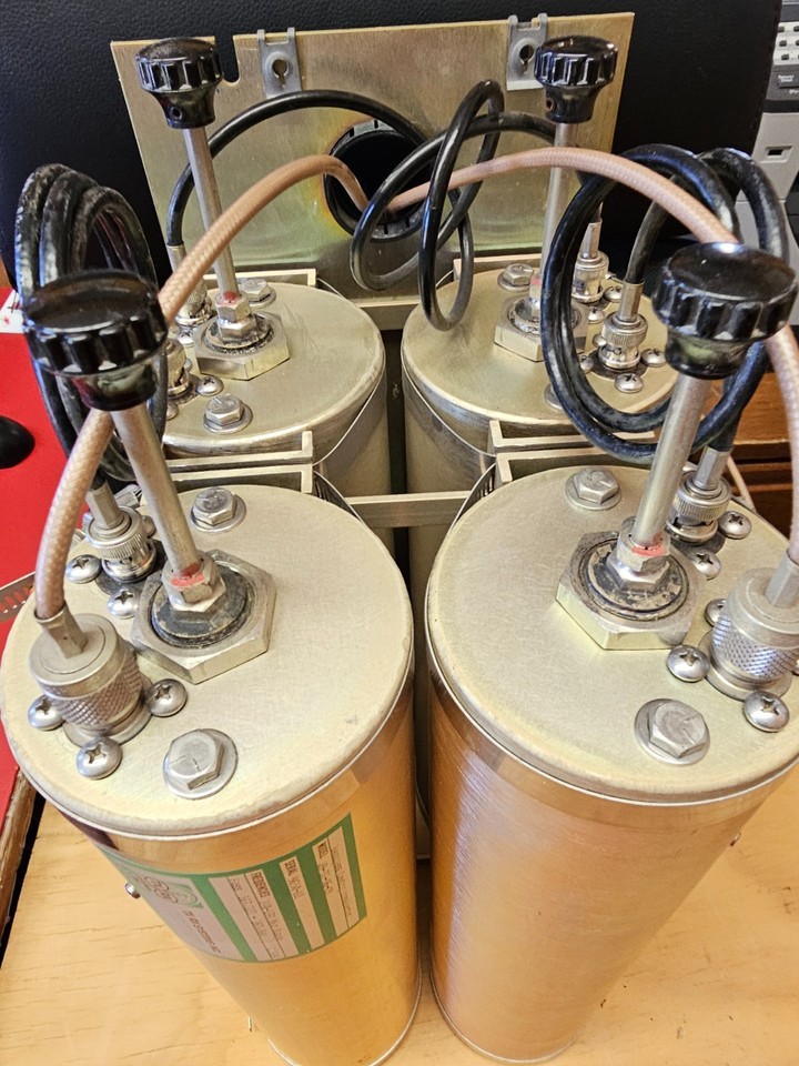 TX RX Systems - VHF Bandpass Cavity Preselector - Model 89-37-06-CM ...