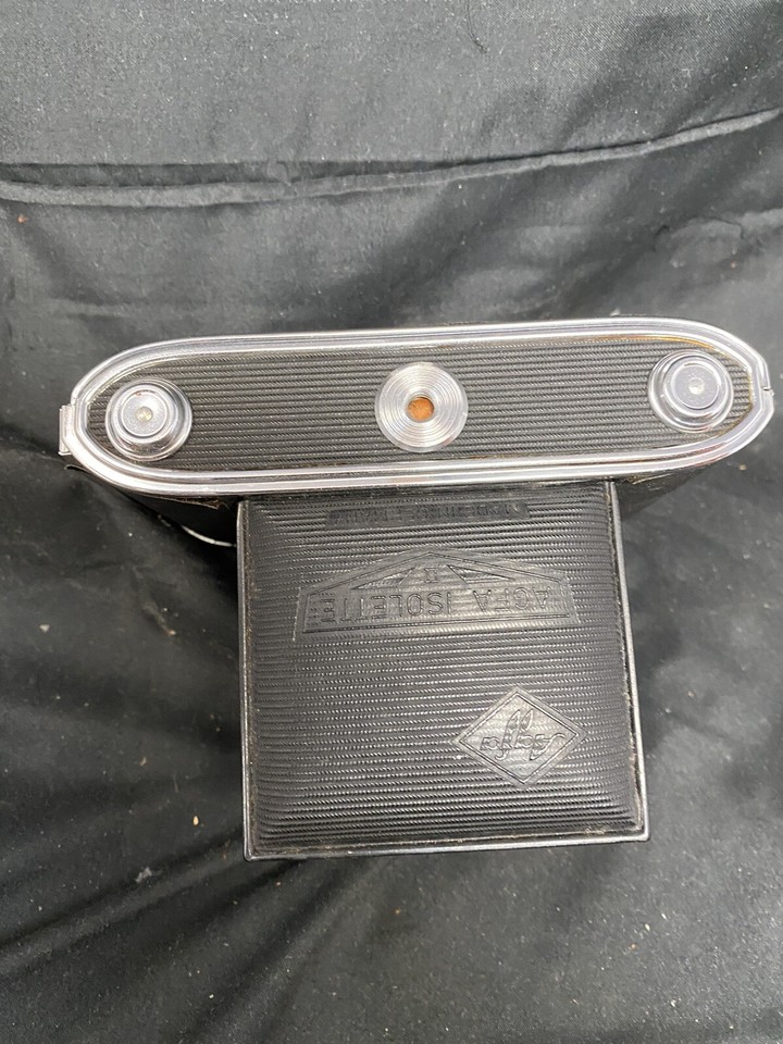 * Vintage Agfa Isolette Pronto Folding Camera with Agnar 85mm F/4.5 ...