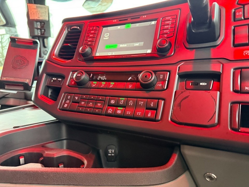 SCANIA 660S V8 TWIN TAG FULL AIR (71) | eBay UK