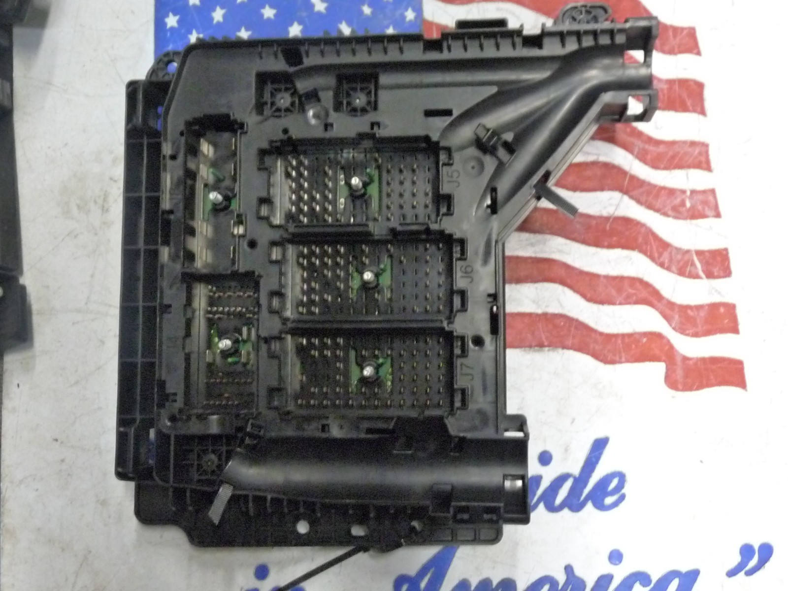 Freightliner Power Disrtibution Module DISTR VPDM CKT BRKR - A06-90283 ...