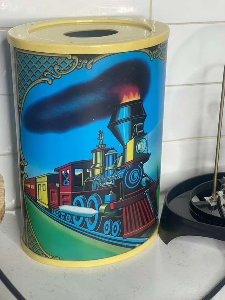 Vintage 1958 L A Goodman Railroad Locomotive Train Motion Lamp . | eBay
