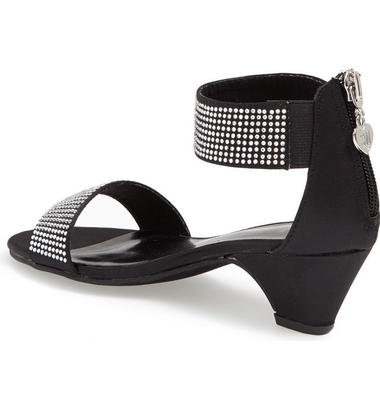 NEW STUART WEITZMAN Verna Alexandra Girls Sandals Black Silver Studs ...