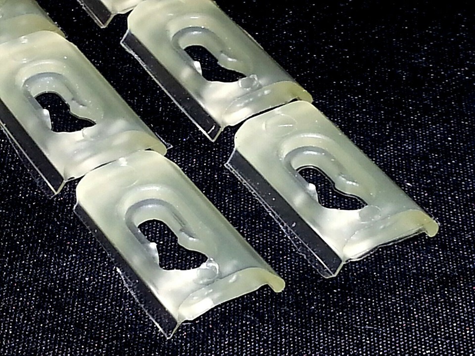 NOS GM Body Front Rear Door Window Reveal Trim Moulding Molding Clips ...