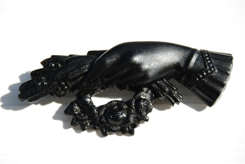 ANTIQUE VICTORIAN WHITBY JET VULCANITE MOURNING GOTH HAND ROSE FLOWER ...