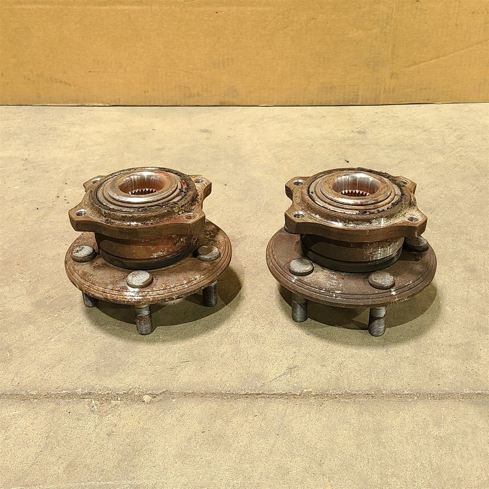 2015 Challenger Scat Pack 3.90 Ratio LSD Differential Carrier Axles ...