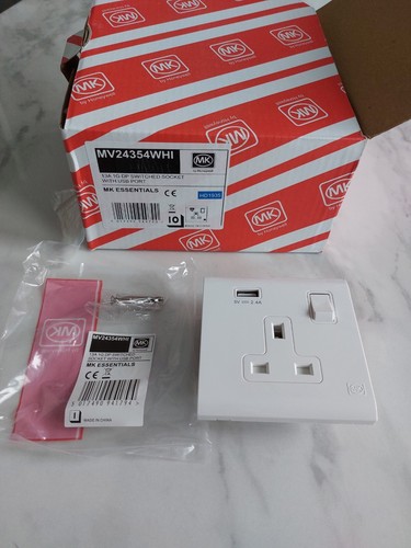 10x MV24354WHI 13A 1 Gang DP Switched Socket With 2.4A USB Port MK ...