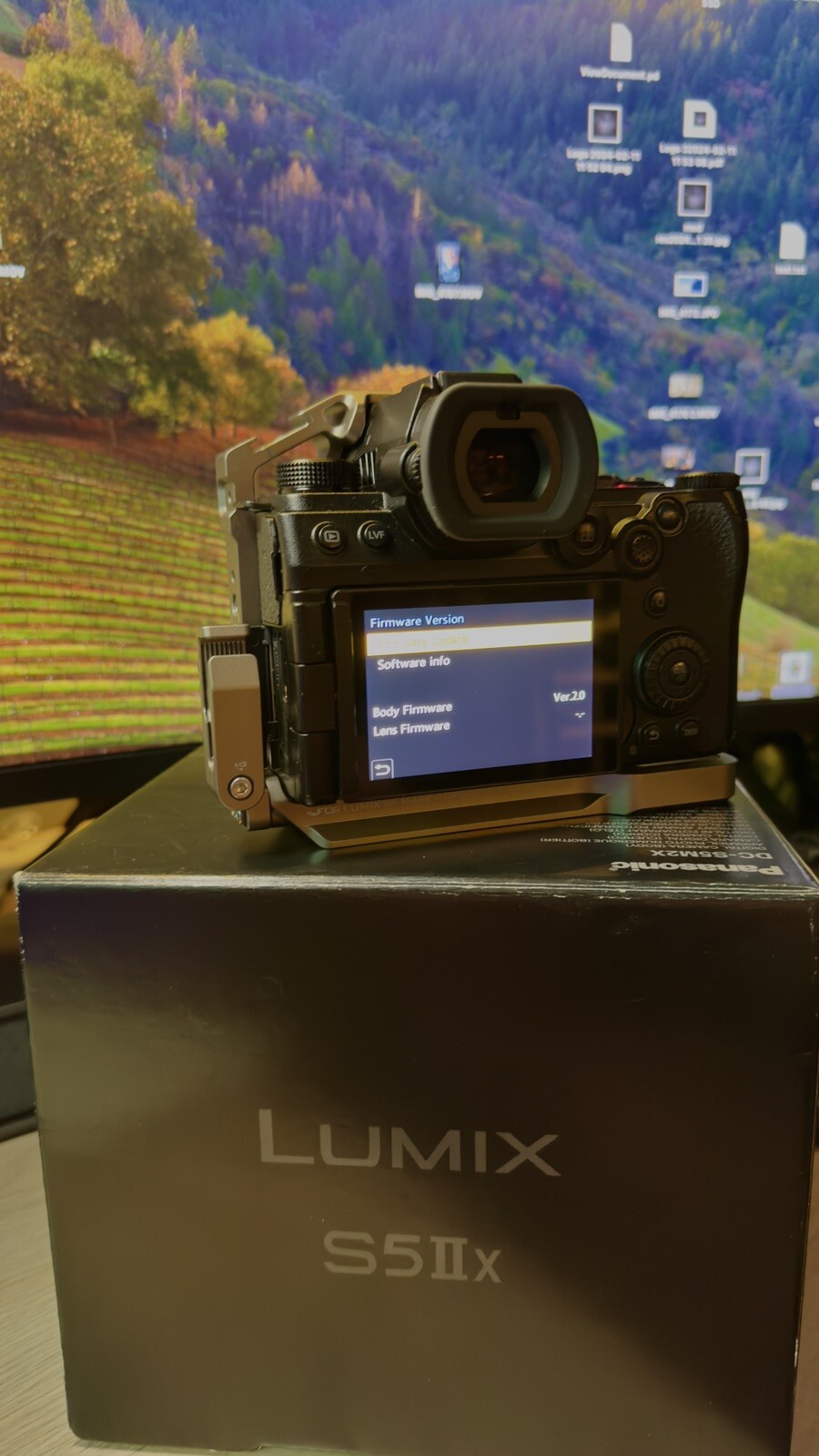 Panasonic LUMIX S5IIx Mirrorless Camera 2 sd Cards Panisonic XLR1 audio ...