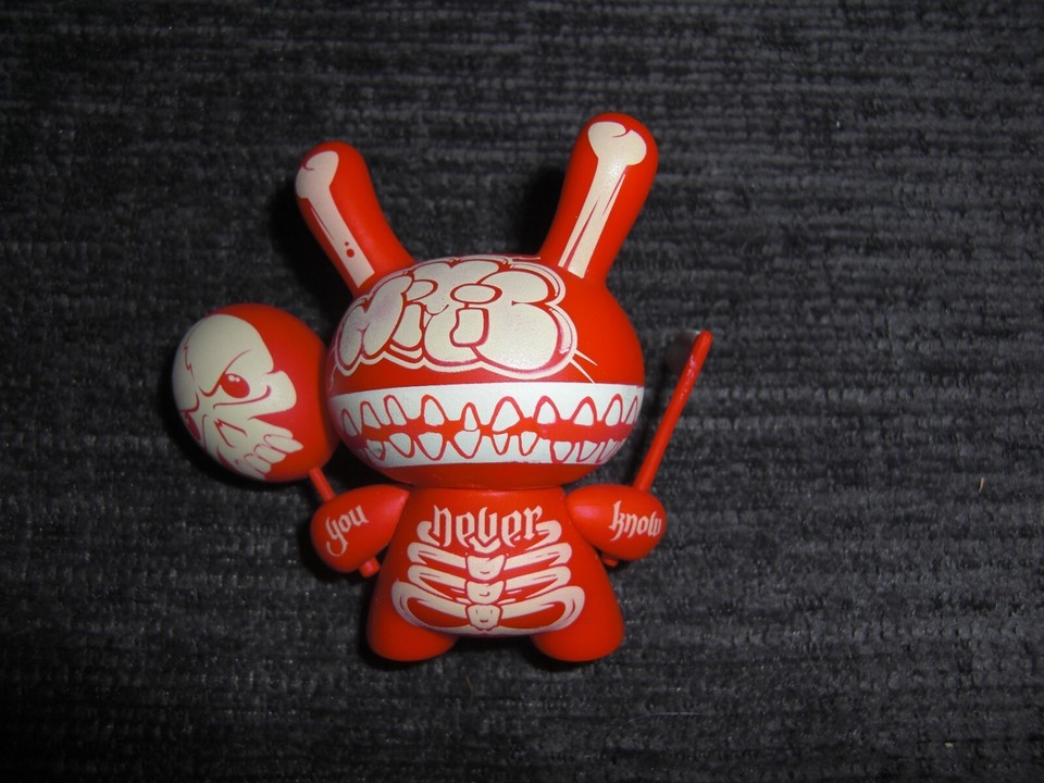 Red Mimic ye olde English Kidrobot figure | eBay