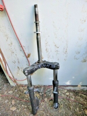 FOURCHE SCOOTER YAMAHA 125 X MAX LIRE L ANNONCE SVP | eBay