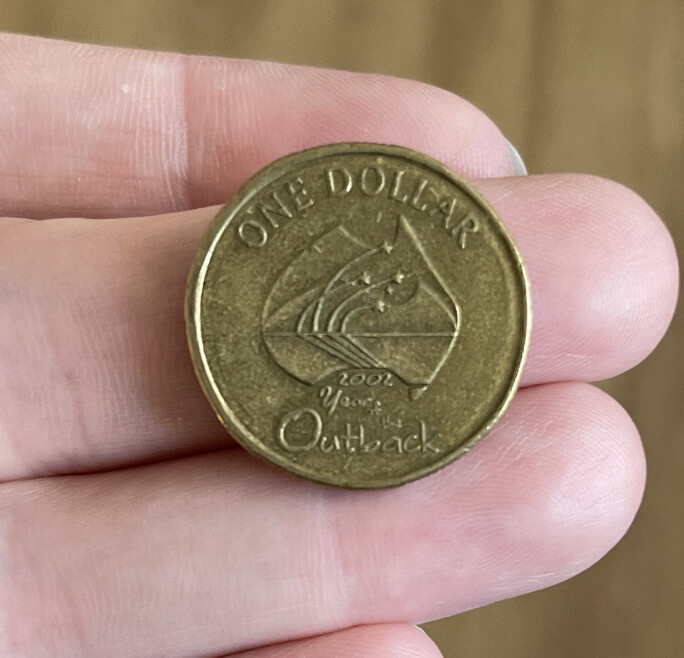 Rare Miss Shaped 2002 $1 ONE DOLLAR COIN - YEAR OF THE OUTBACK, Rare ...