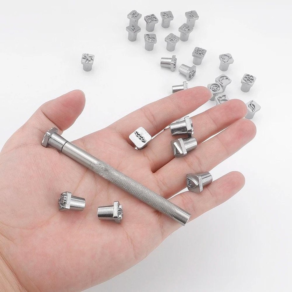 32Pcs Artificial Leather Stamp Punch Stamping Kit Animals Plants ...