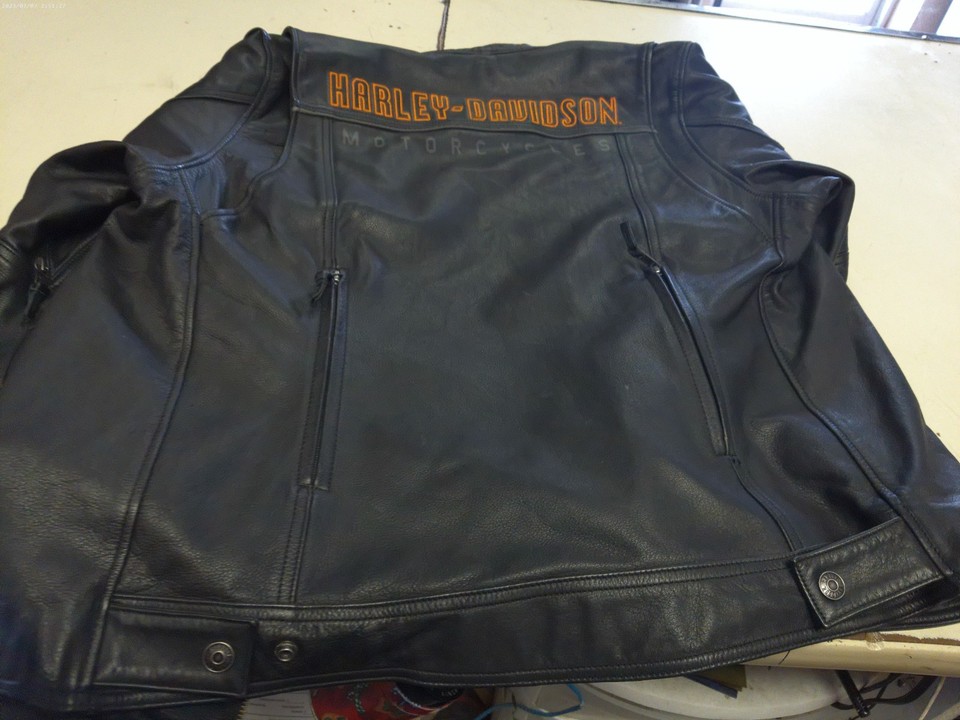 Harley Davidson Men's Bridgeport Black Leather Jacket 97030-19VM Large ...