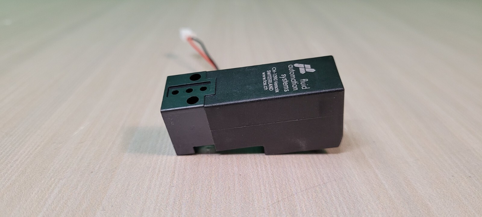 Fluid Automation Systems CH-1290 Versoix Solenoid Valve 24V DC 01 ...