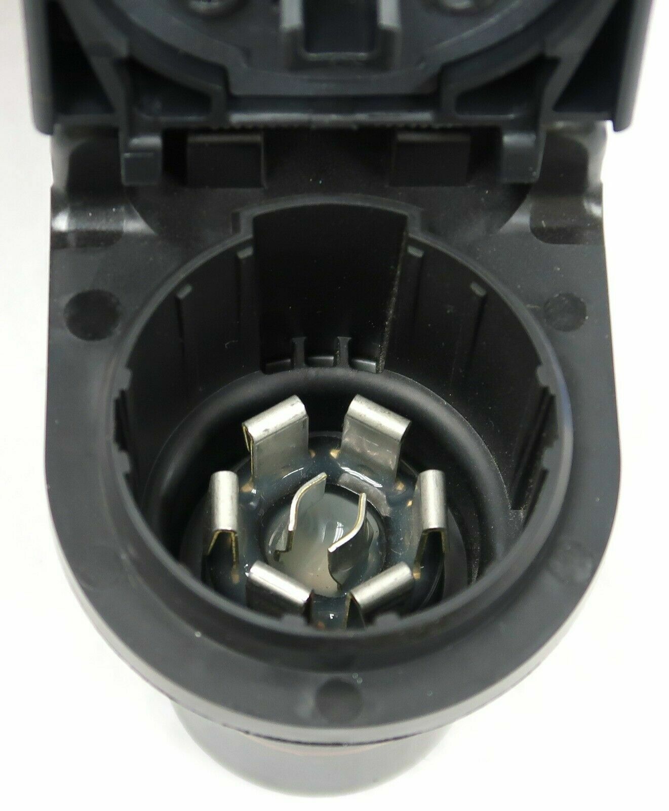 2020-2022 Silverado Sierra Hitch Receptacle 13553639 7 Pin w/ Dual ...
