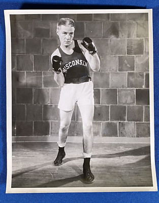 Wisconsin Badgers Boxer 1950's VTG Photo L#48 | eBay