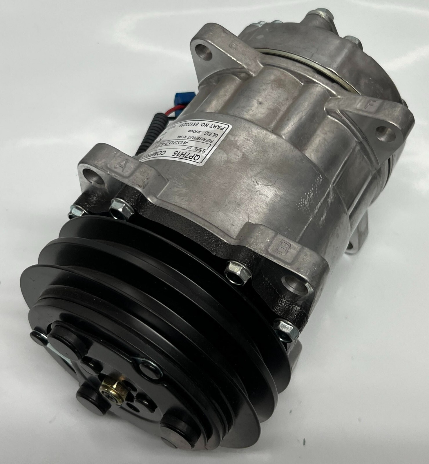 Qp7h15-4893 Ri34a AC Compressor With Clutch Volvo 85123231 for sale ...