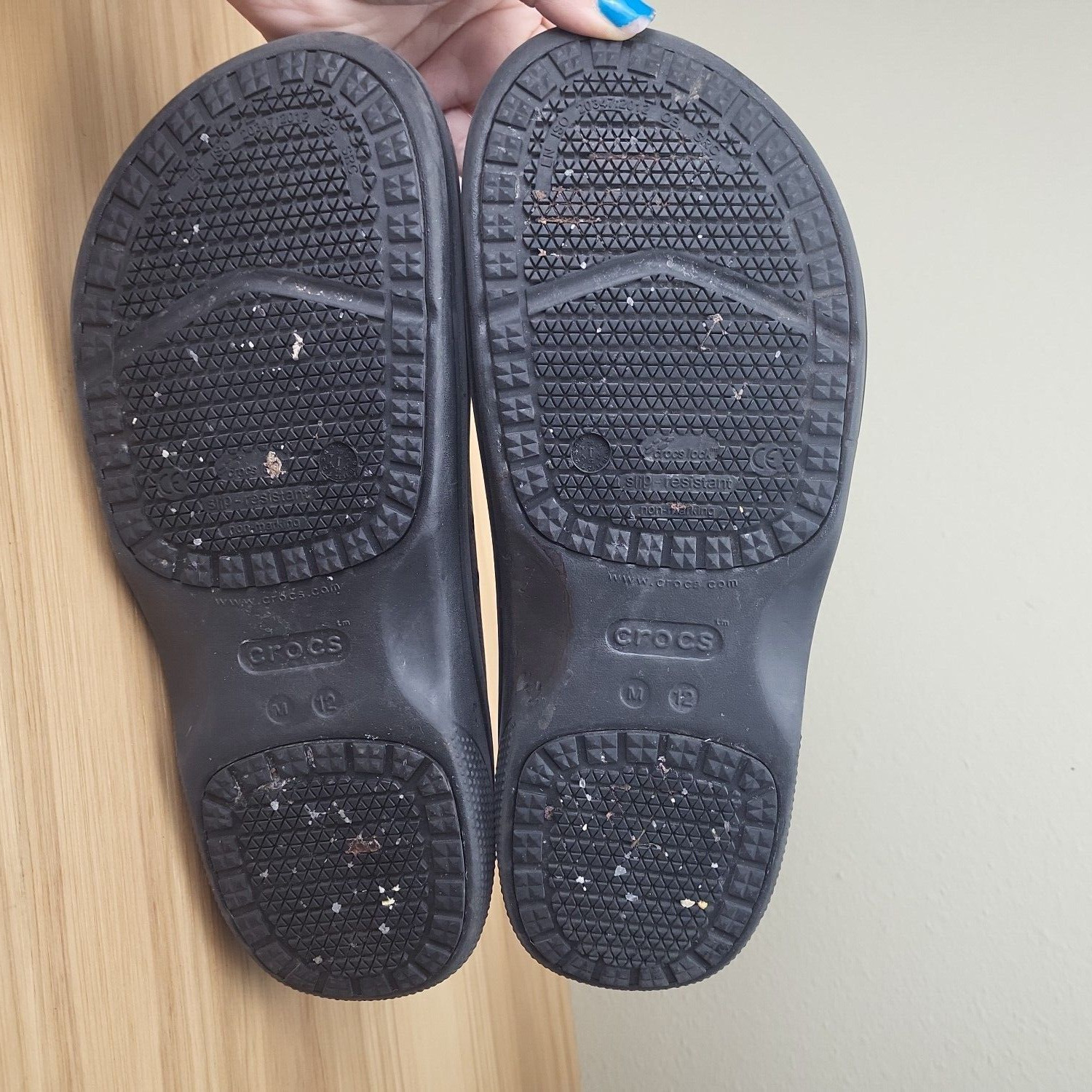 Crocs Mens Black Slip Resistant Waterproof Comfort Sl… - Gem