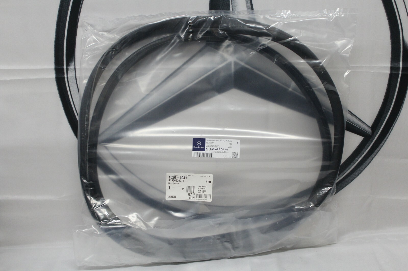 Mercedes-Benz GLA X156 Front Door Rubber Seal A1566920076 Genuine for ...