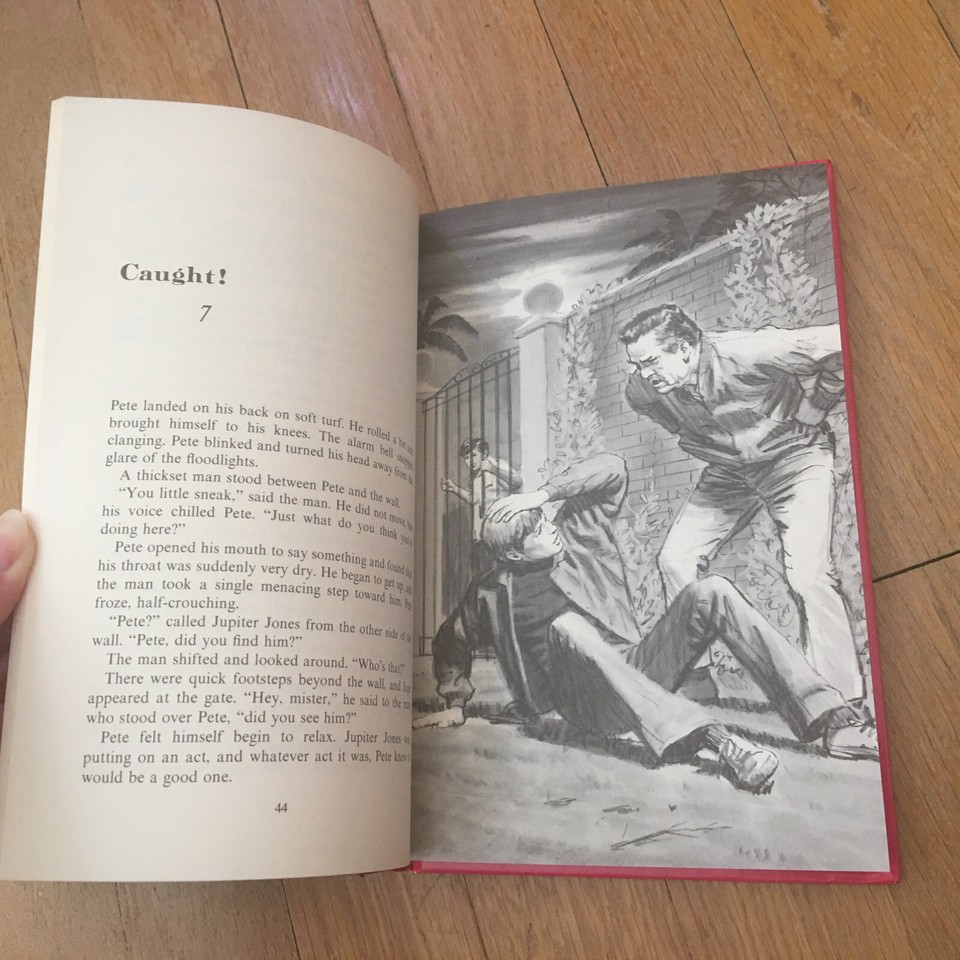 Alfred Hitchcock Three Investigators Mystery of the Singing Serpent #17 ...