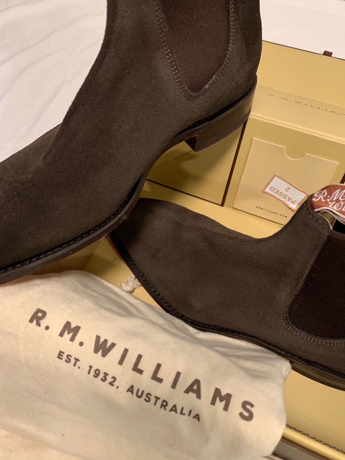 NIB RM Williams Chelsea Boots Comfort Craftsman Yearling Suede Brown Sz ...
