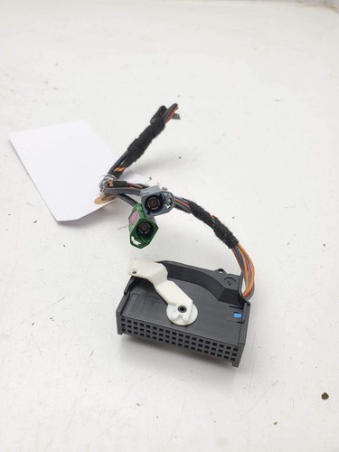 2009-2016 AUDI A4 - REAR VIEW / Reverse Camera Module Wiring Connector ...