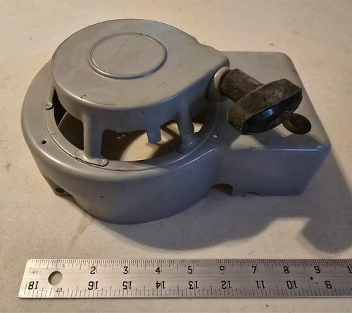 NOS Briggs & Stratton Rewind & Blower Housing OEM Small Engines 390274 ...