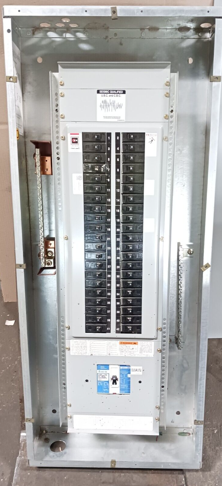 CUTLER HAMMER PRL1A 200 AMP MAIN BREAKER PANELBOARD 42 CIRC 208V 100 ...