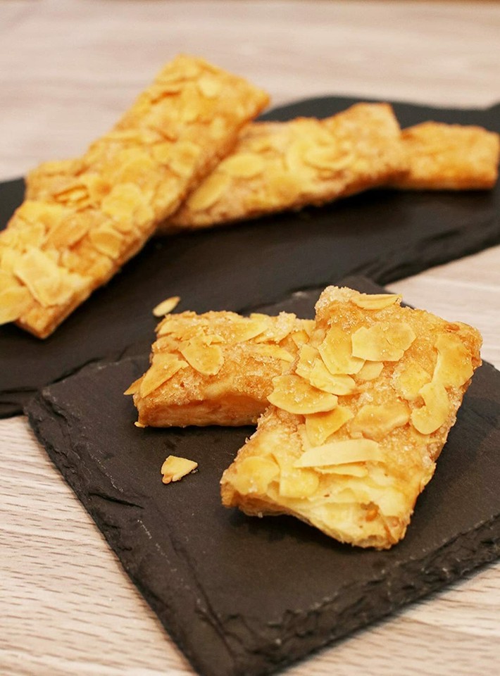 Ruysdael Almond Leaf Cookie Sweets 24 Pieces Japan (E202) | eBay