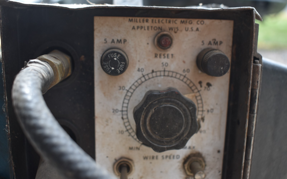 VINTAGE MILLER MIG/WIRE FEED PORTABLE WELDER APPLETON WISCONSIN U.S.A ...