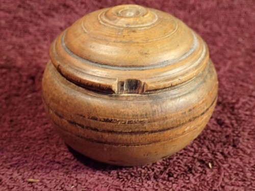 SMALL LITTLE ANTIQUE HANDMADE ROUND WOOD BOX SWEDEN SWEDISH FOLK ART | eBay