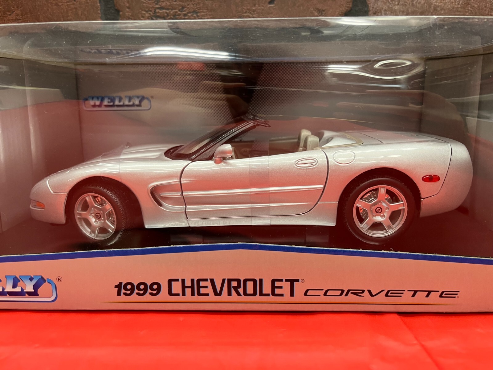 Welly+1+1%2F18+Scale+GM+1999+Chevrolet+Corvette+%239840w for sale ...