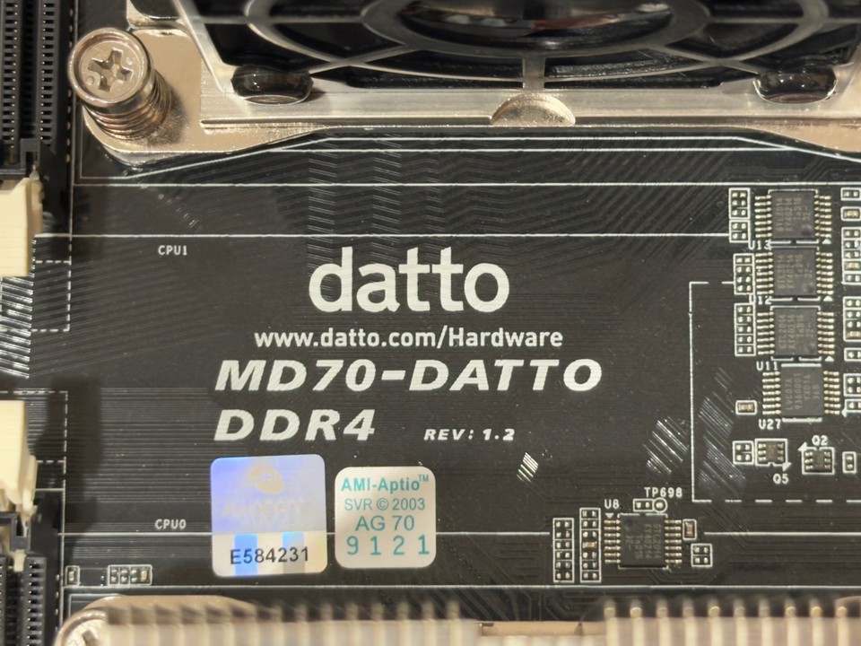 Gigabyte MD70-HB0 server motherboard, dual LGA 2011-3, 2 x E5-2630 v4 ...