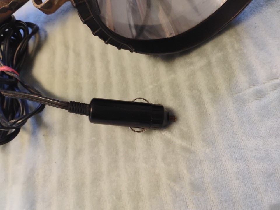 LSI Nite Tracker Sealed Beam TWO MILLION Candlepower Spotlight RC-3800 ...