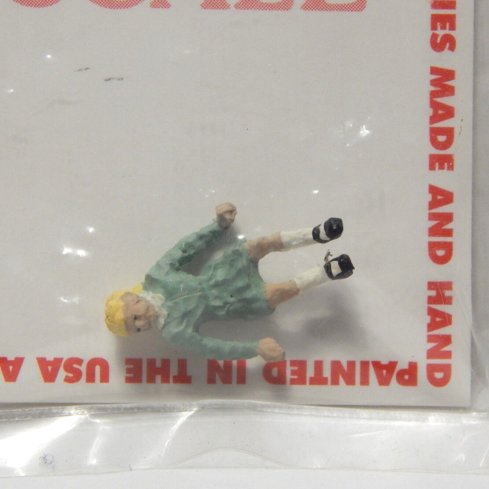 Arttista 1342 Young Girl Sitting O Scale Figure | eBay