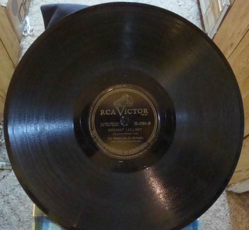 78 RPM Tex Beneke, An Old Sombrero / Dreamy Lullaby, RCA Victor 20-2584 ...