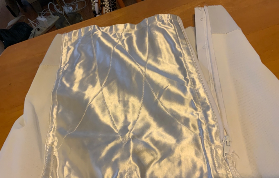 Vintage FIGURE BUILDER Girdle with Garters White Size 30 | eBay